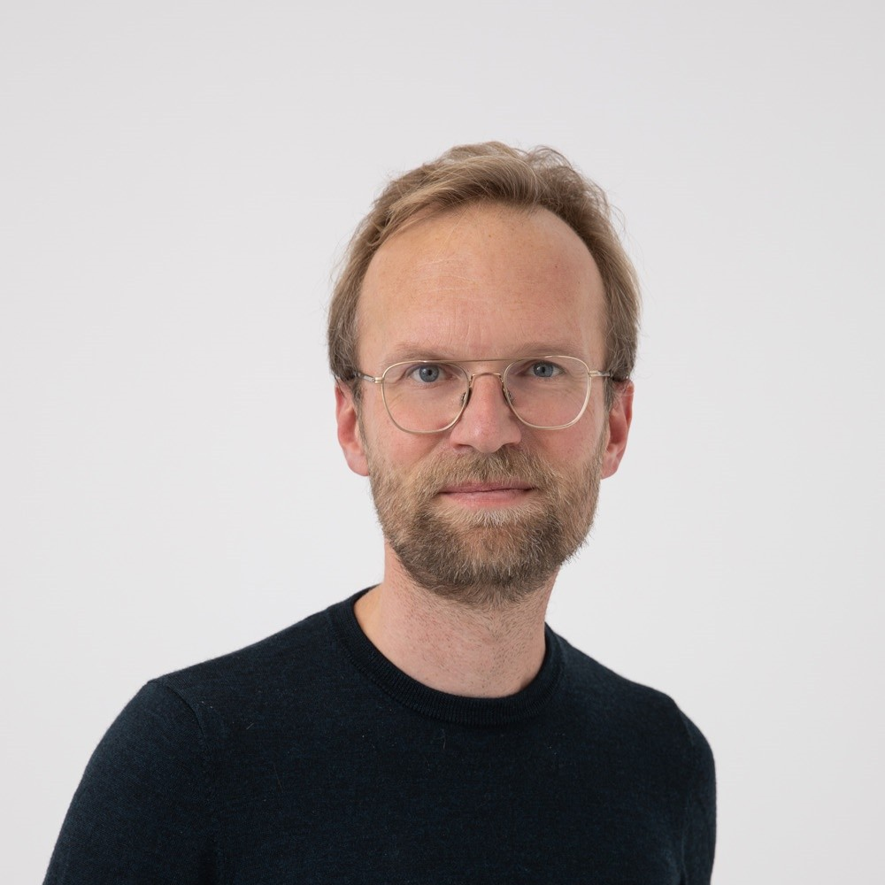 Niels Cornelissen - Simon & Schuster Submission Selector