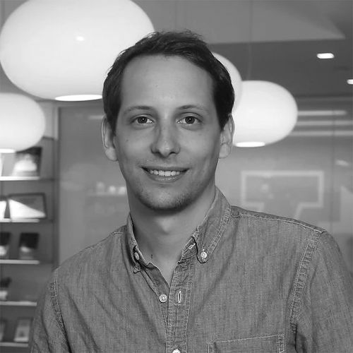 Ian Straus - Simon & Schuster Submission Selector